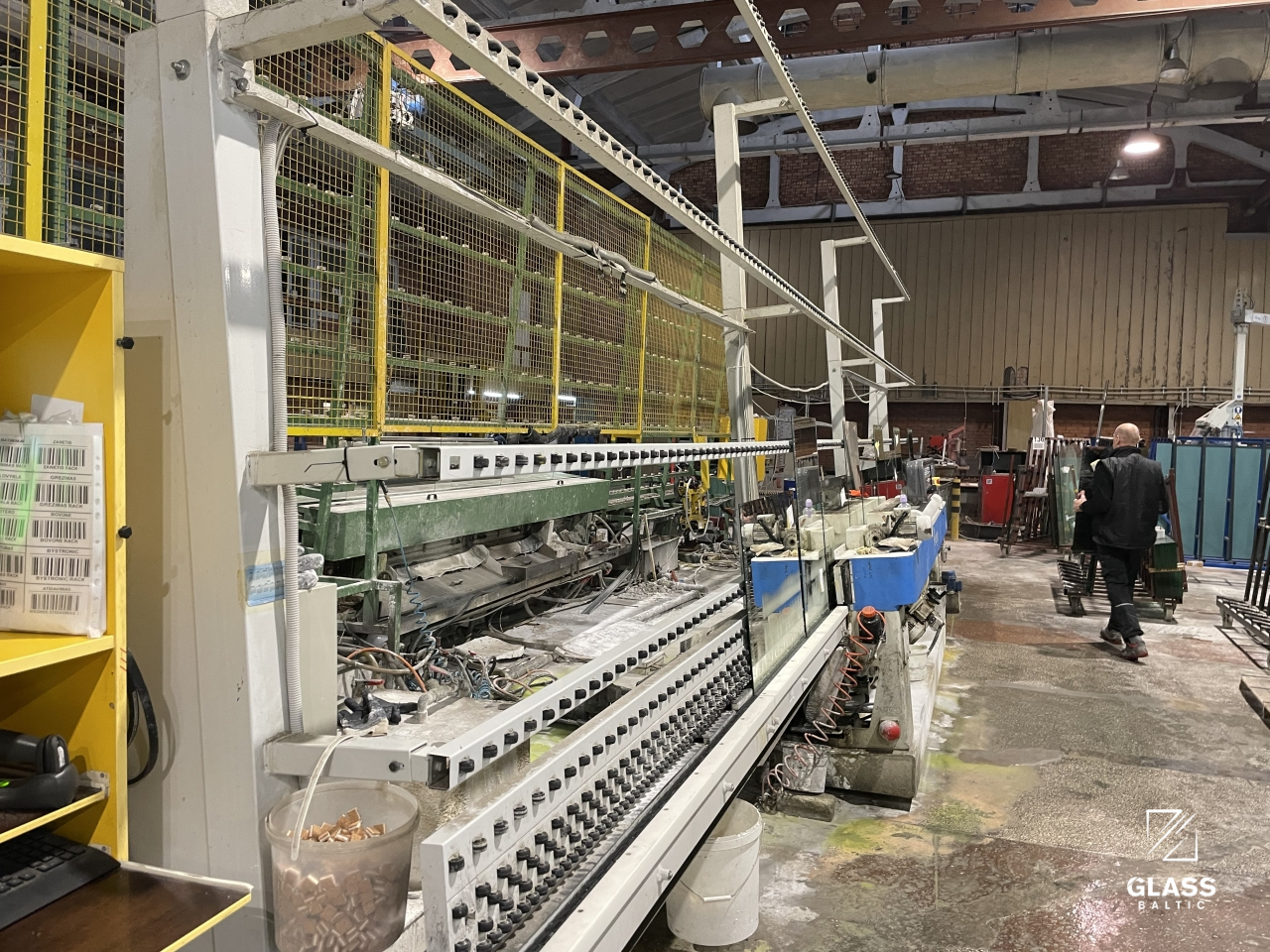 NEPTUN ROCK 11 - vertikale glaskantenschleifmaschine, 11 spindeln